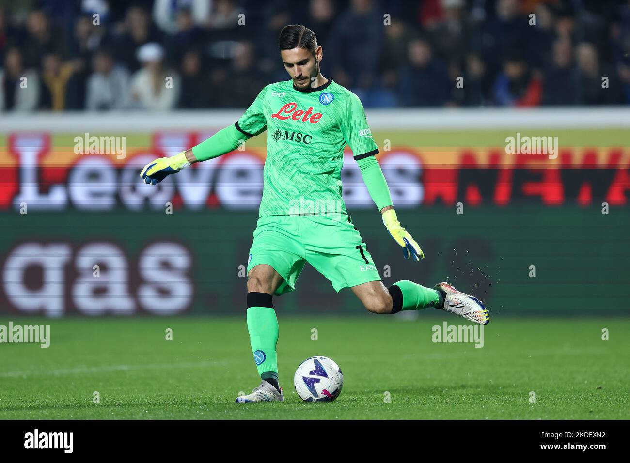 Alex Meret di SSC Napoli in azione durante la Serie A match beetbetween ...