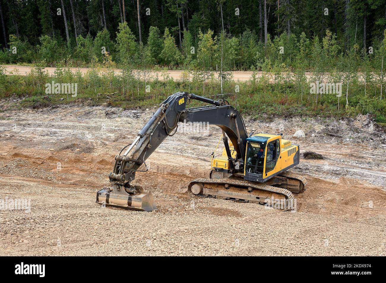Escavatore scava immagini e fotografie stock ad alta risoluzione - Alamy