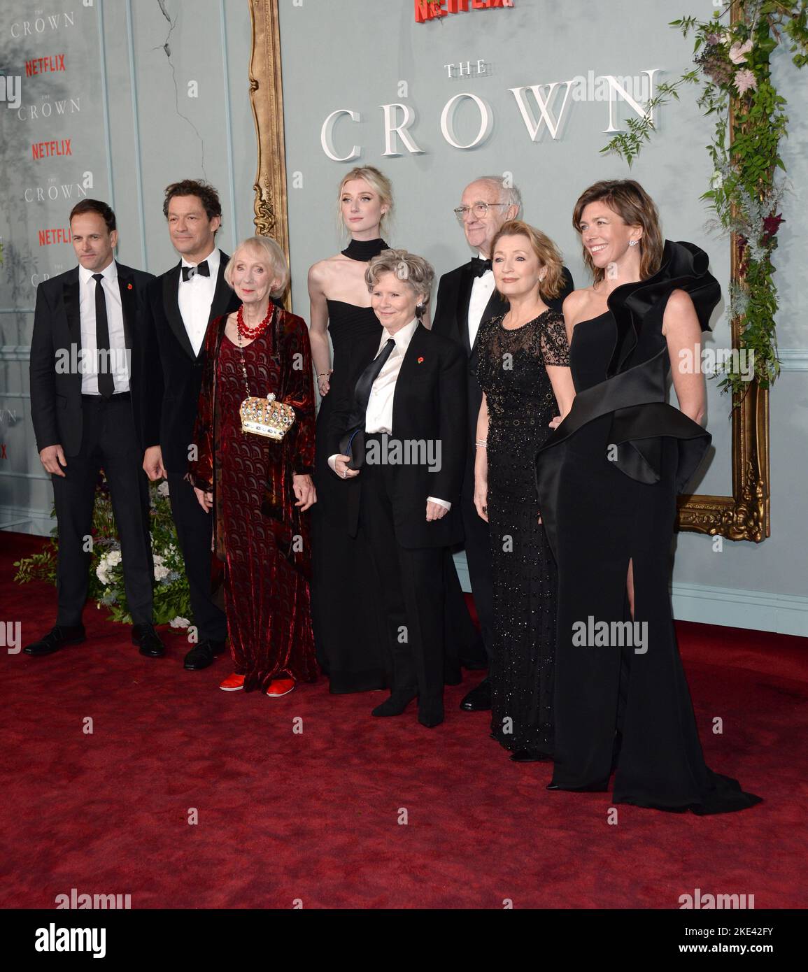 Lesley manville smoking immagini e fotografie stock ad alta risoluzione ...