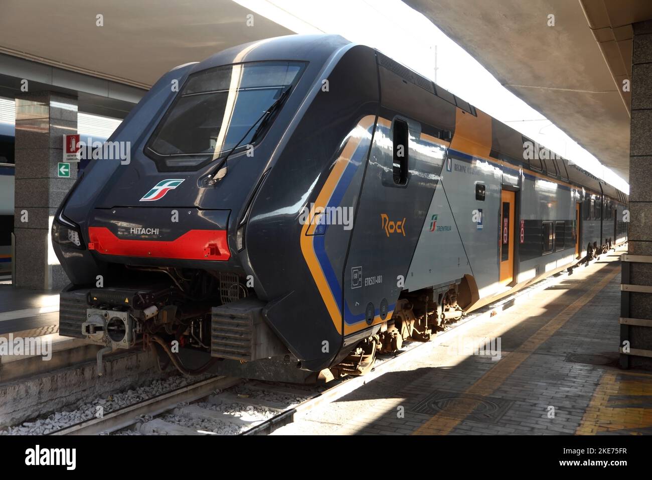 Hitachi ferrovia italia immagini e fotografie stock ad alta risoluzione ...