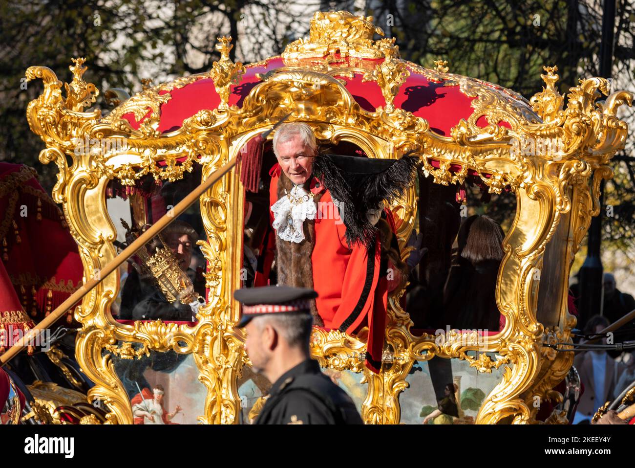 Nuove vesti cerimoniali immagini e fotografie stock ad alta risoluzione ...