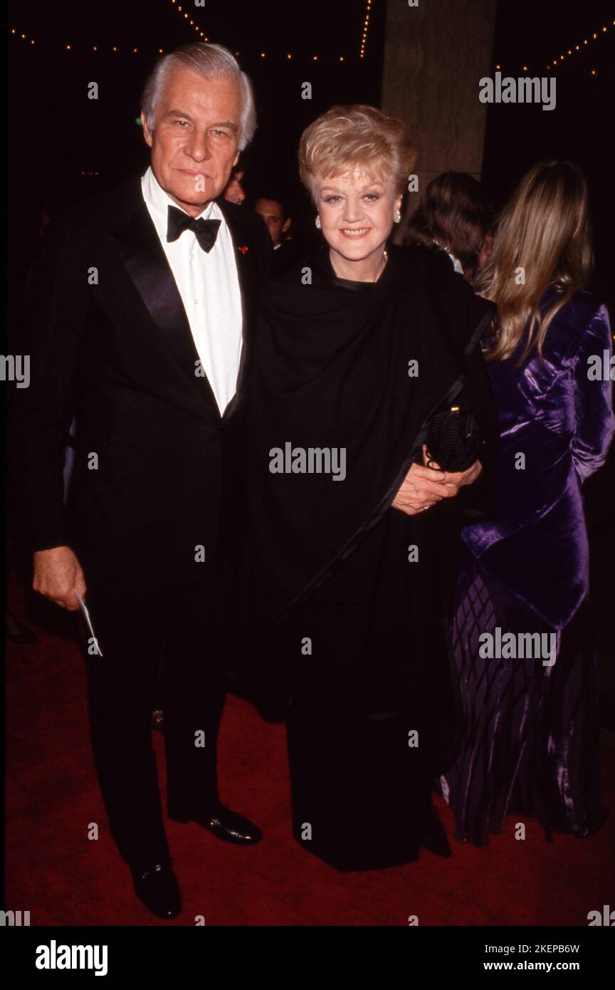 Peter Shaw e Angela Lansbury alla notte di apertura di Sunset Blvd. Al ...