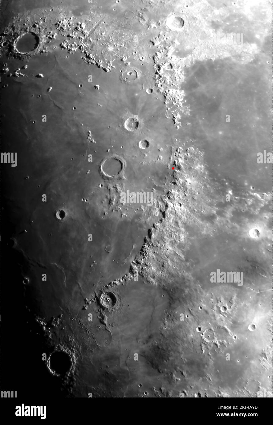 Eratosthenes crater immagini e fotografie stock ad alta risoluzione - Alamy