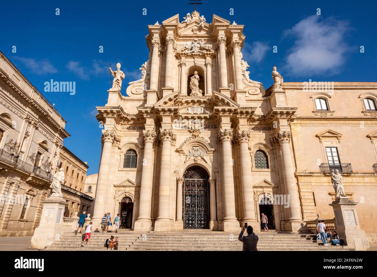 La Cattedrale di Siracusa (Duomo di Siracusa) Ortigia, Siracusa ...