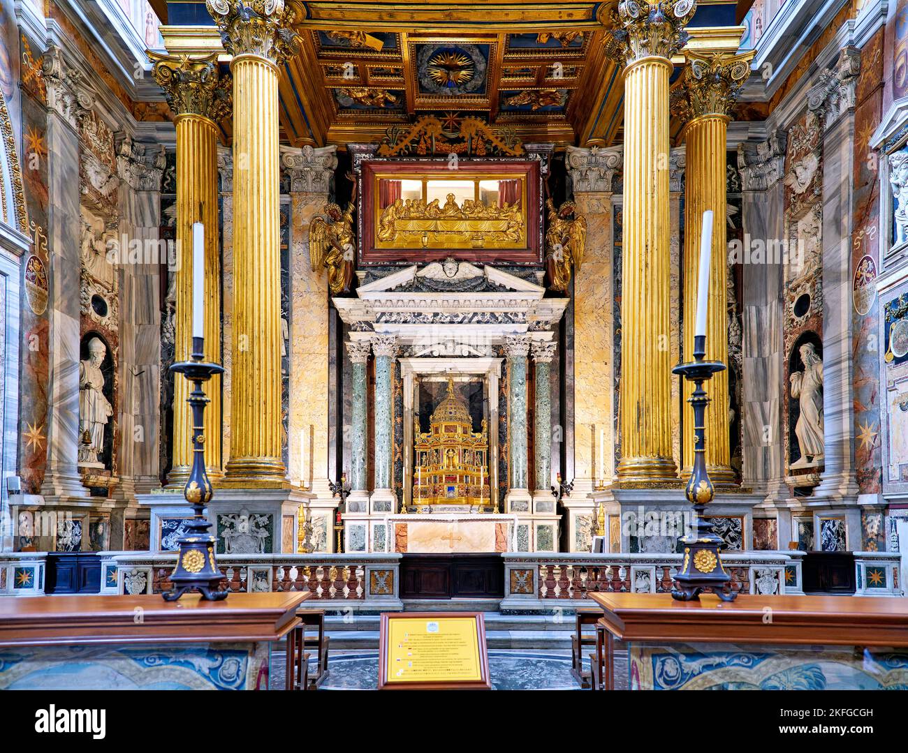 La cattedrale medievale di san giovanni battista immagini e fotografie ...