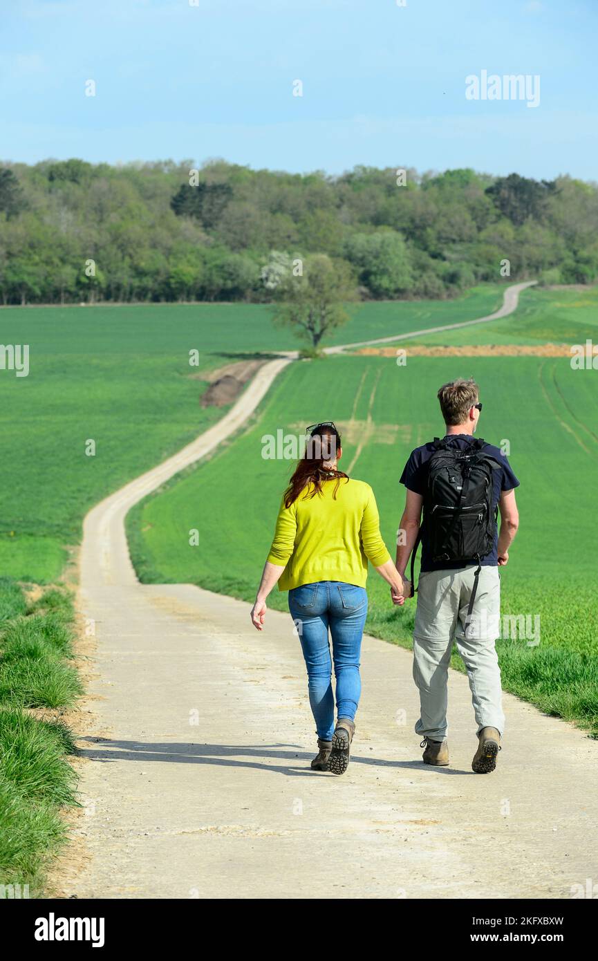 Una piccola via immagini e fotografie stock ad alta risoluzione - Alamy