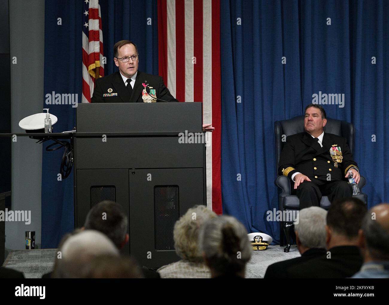 221014-N-PX557-0221 MECHANICSBURG, Pa. (14 ottobre 2022) il Capt. Gene ...