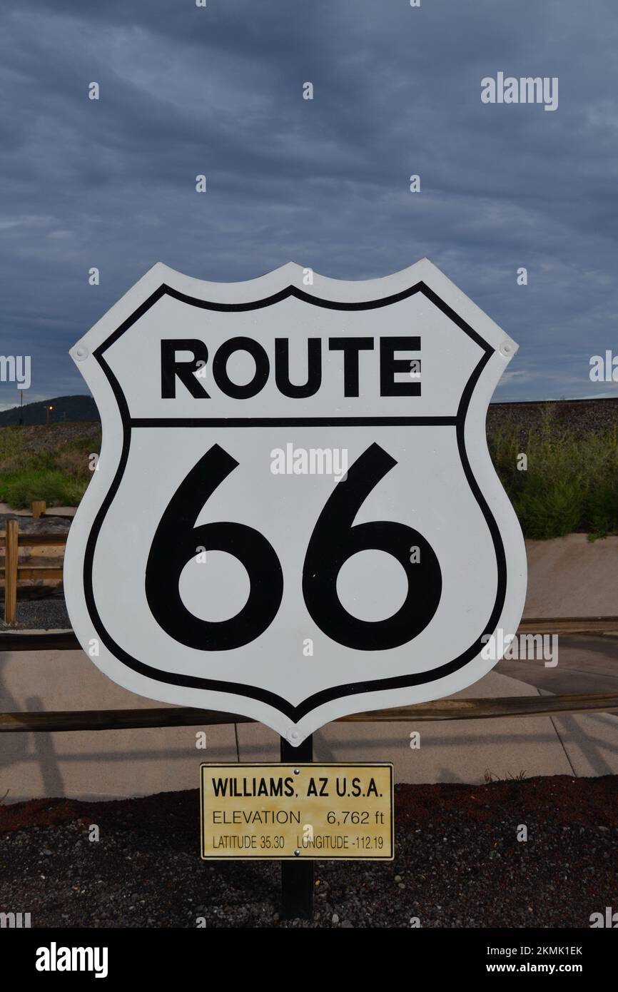 Route 66 road sign immagini e fotografie stock ad alta risoluzione - Alamy