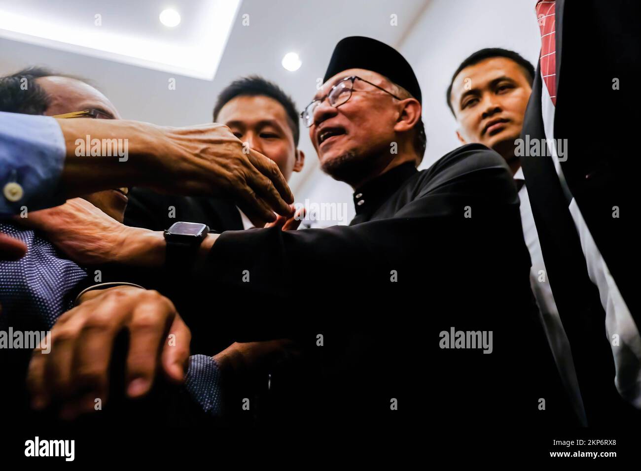 Yang di pertuan agong al sultan abdullah riayatuddin al mustafa billah ...