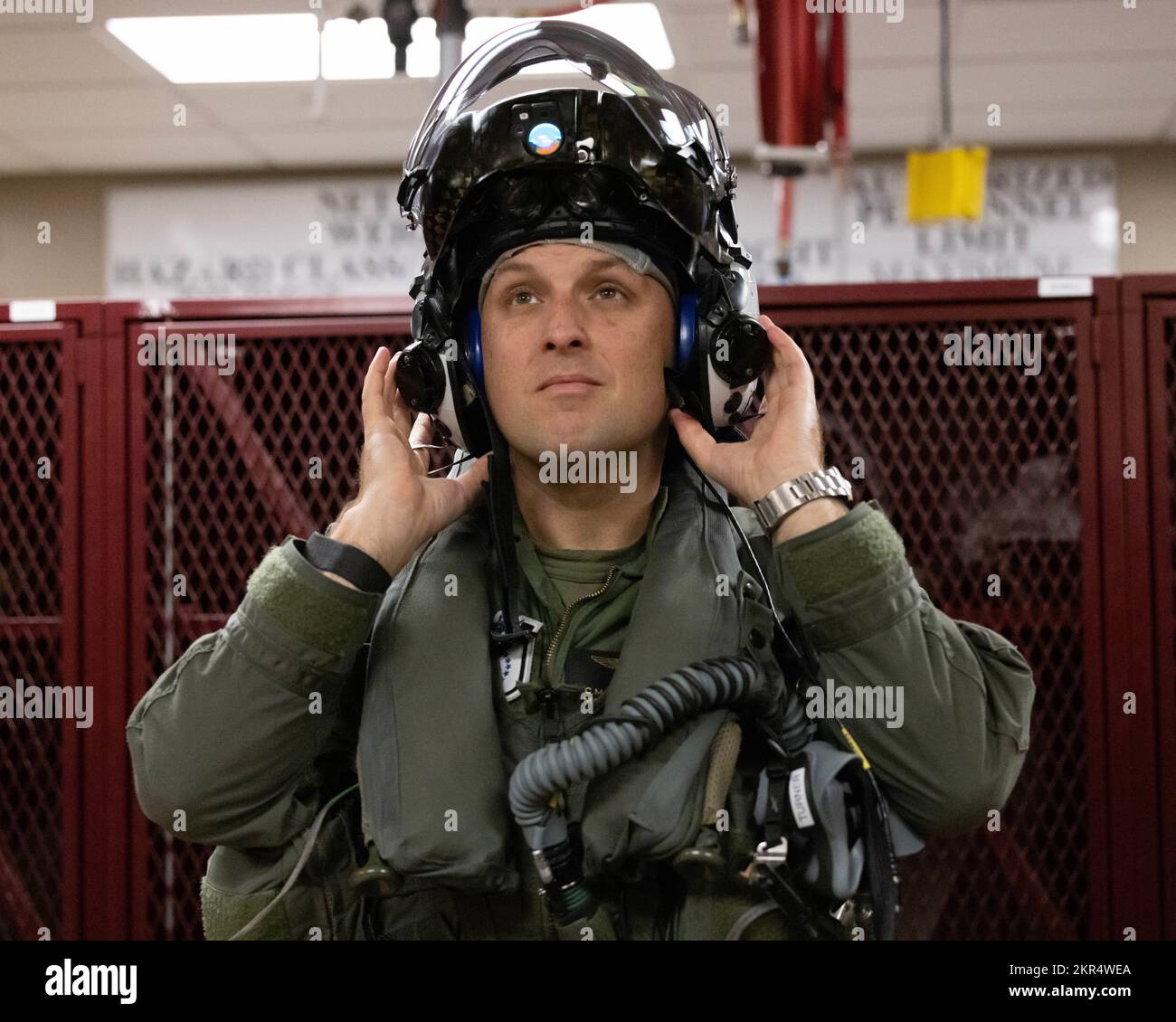 STATI UNITI Craig Turner, ufficiale operativo, Marine Fighter Attack ...