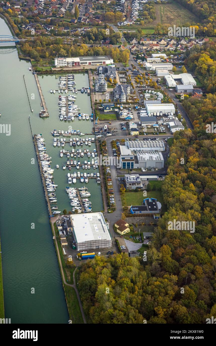 Marina runthe porto turistico di bergkamen immagini e fotografie stock ...