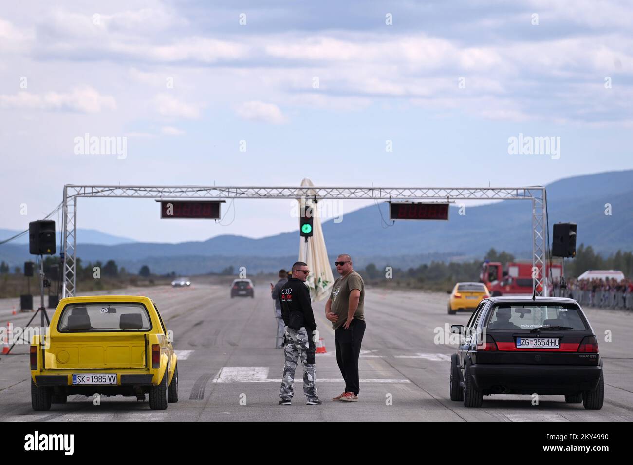 Ex aeroporto militare di zeljava immagini e fotografie stock ad alta ...