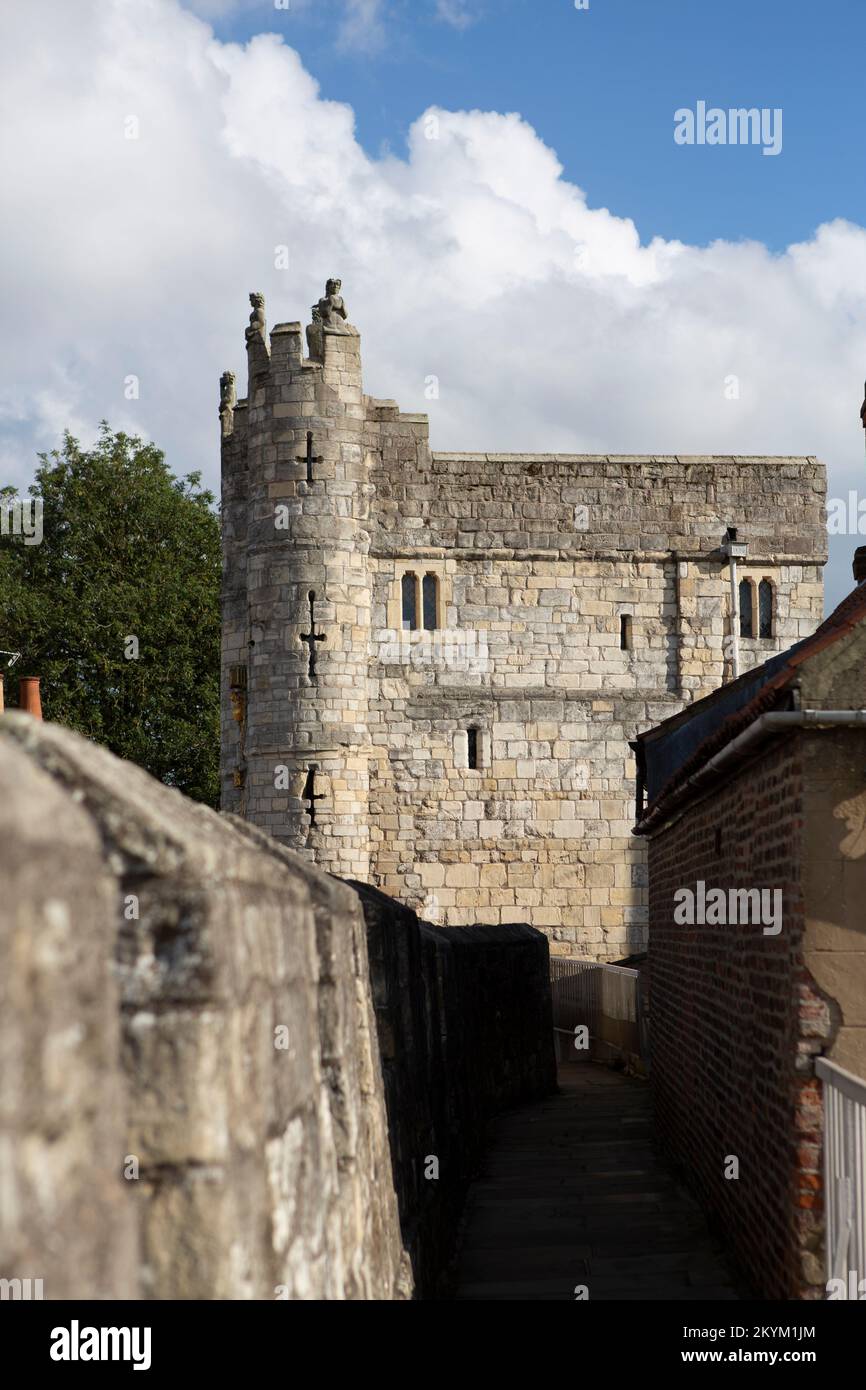 Monkbar, Goodramgate a York, North Yorkshire. Uno degli incredibili ...