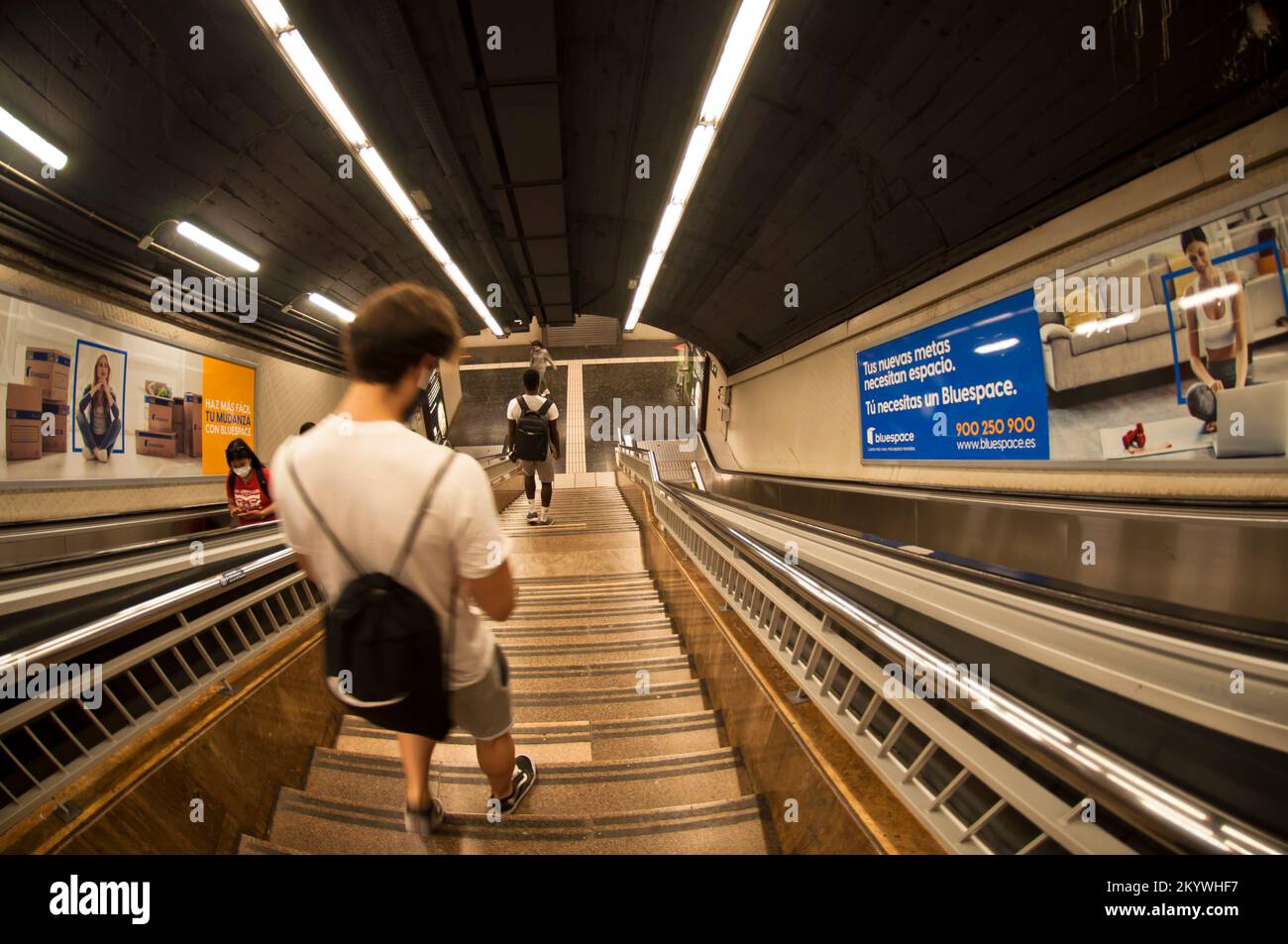 Metro de barcelona immagini e fotografie stock ad alta risoluzione - Alamy