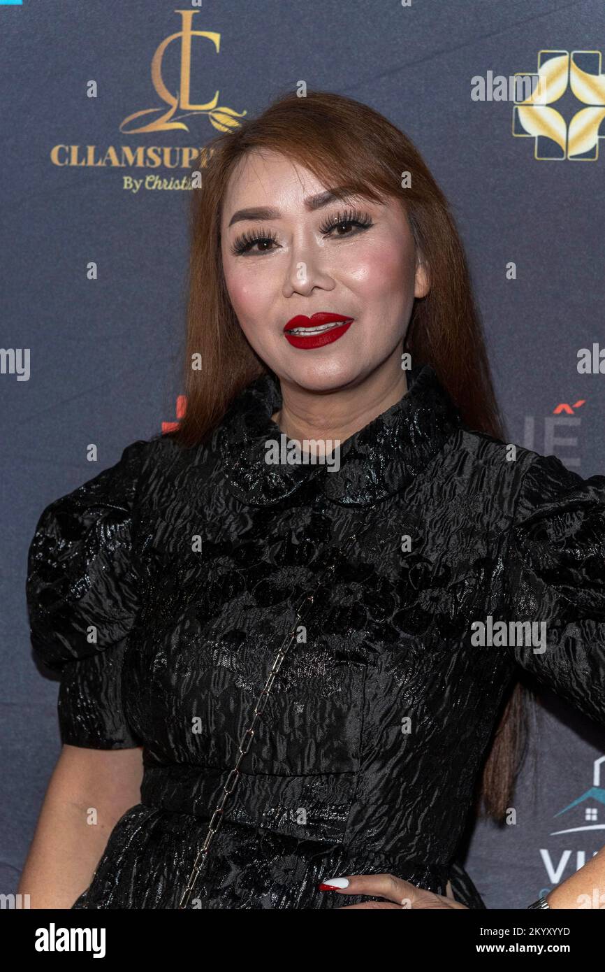 Dr sam nguyen dove immagini e fotografie stock ad alta risoluzione - Alamy