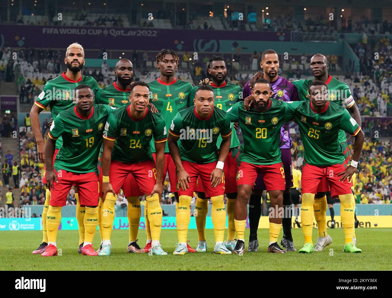 Camerun team group (top row l-r) Eric Maxim Choupo-Moting, Moumi ...