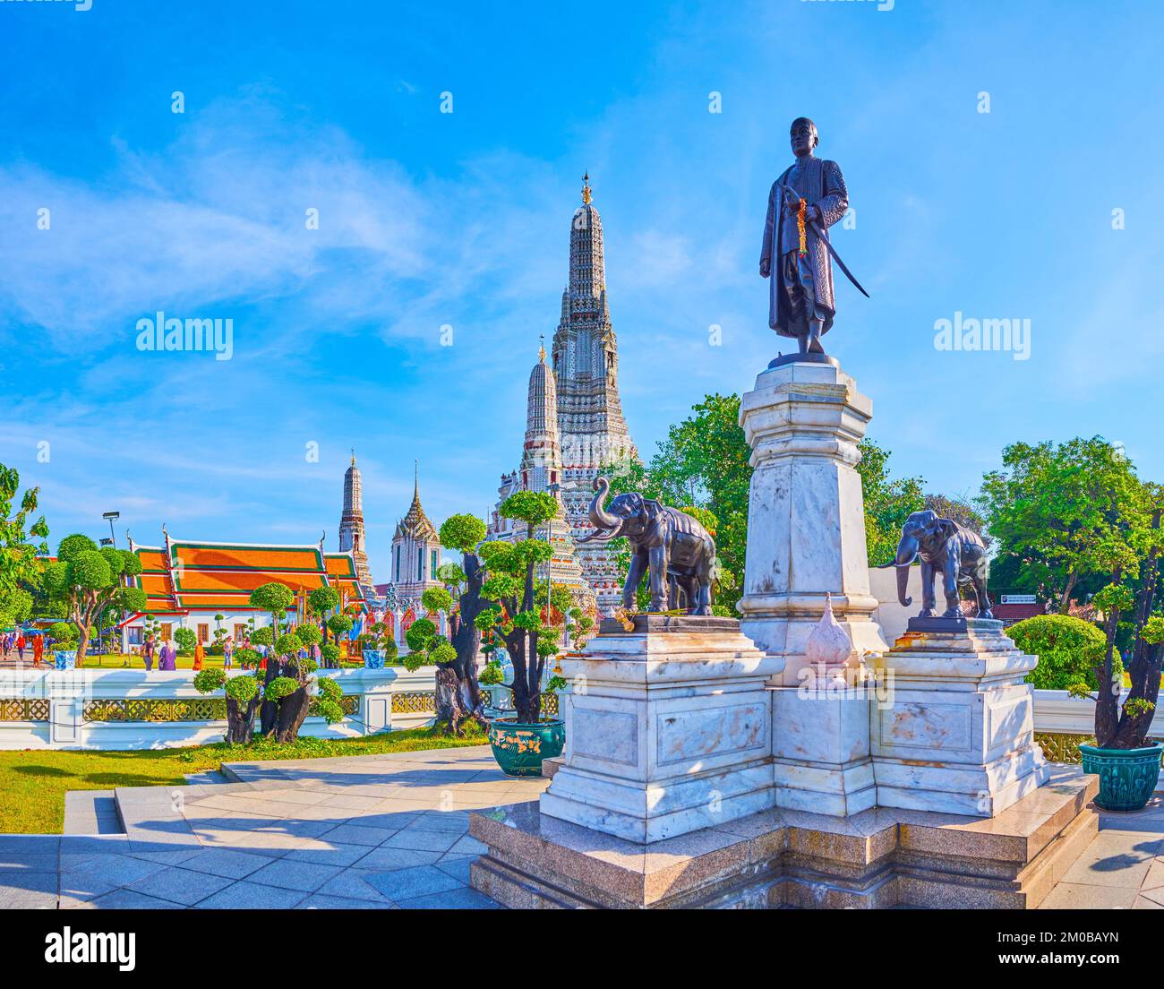 Statua di rama ii immagini e fotografie stock ad alta risoluzione - Alamy