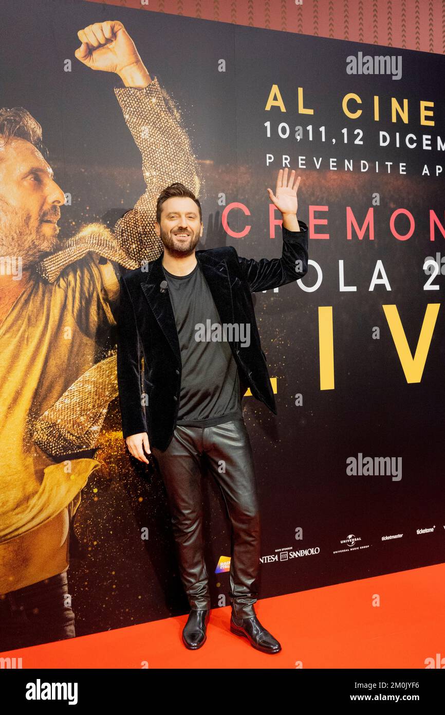 Cesare cremonini palco immagini e fotografie stock ad alta risoluzione ...