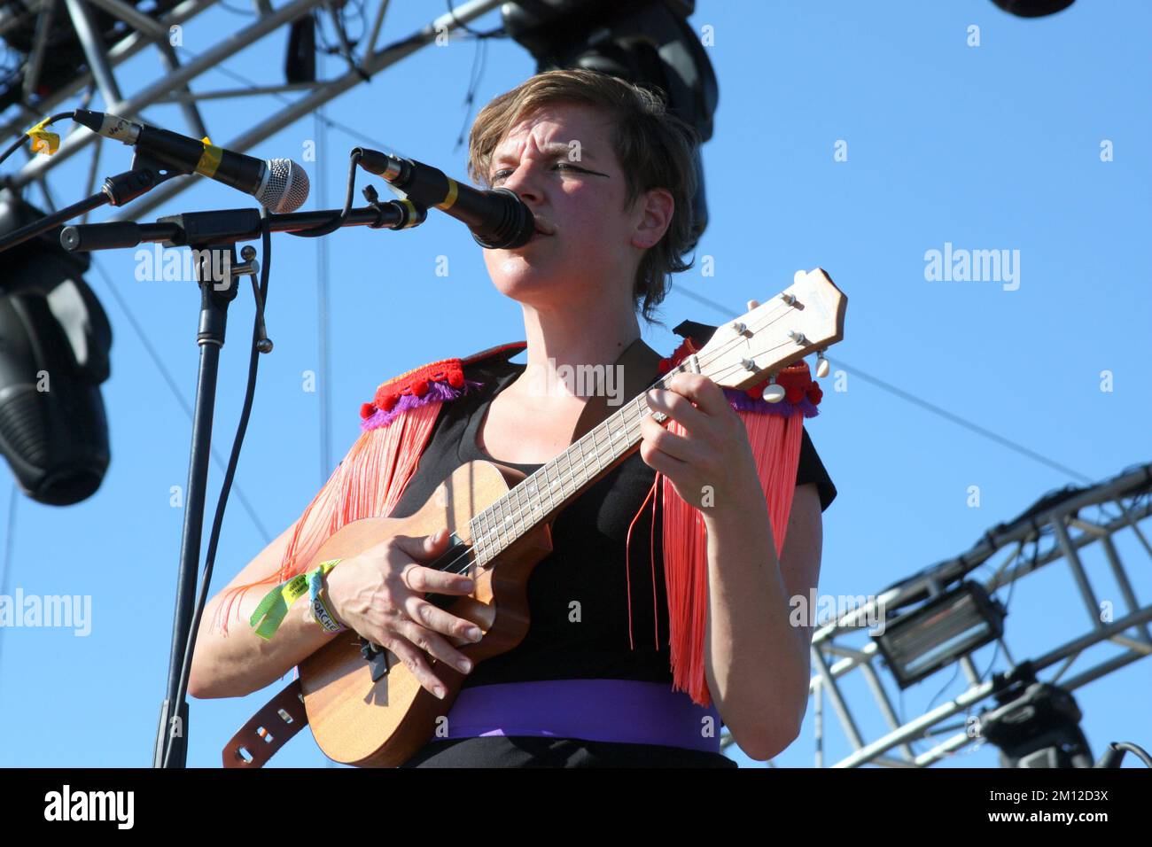 Nate brenner tune yards immagini e fotografie stock ad alta risoluzione ...