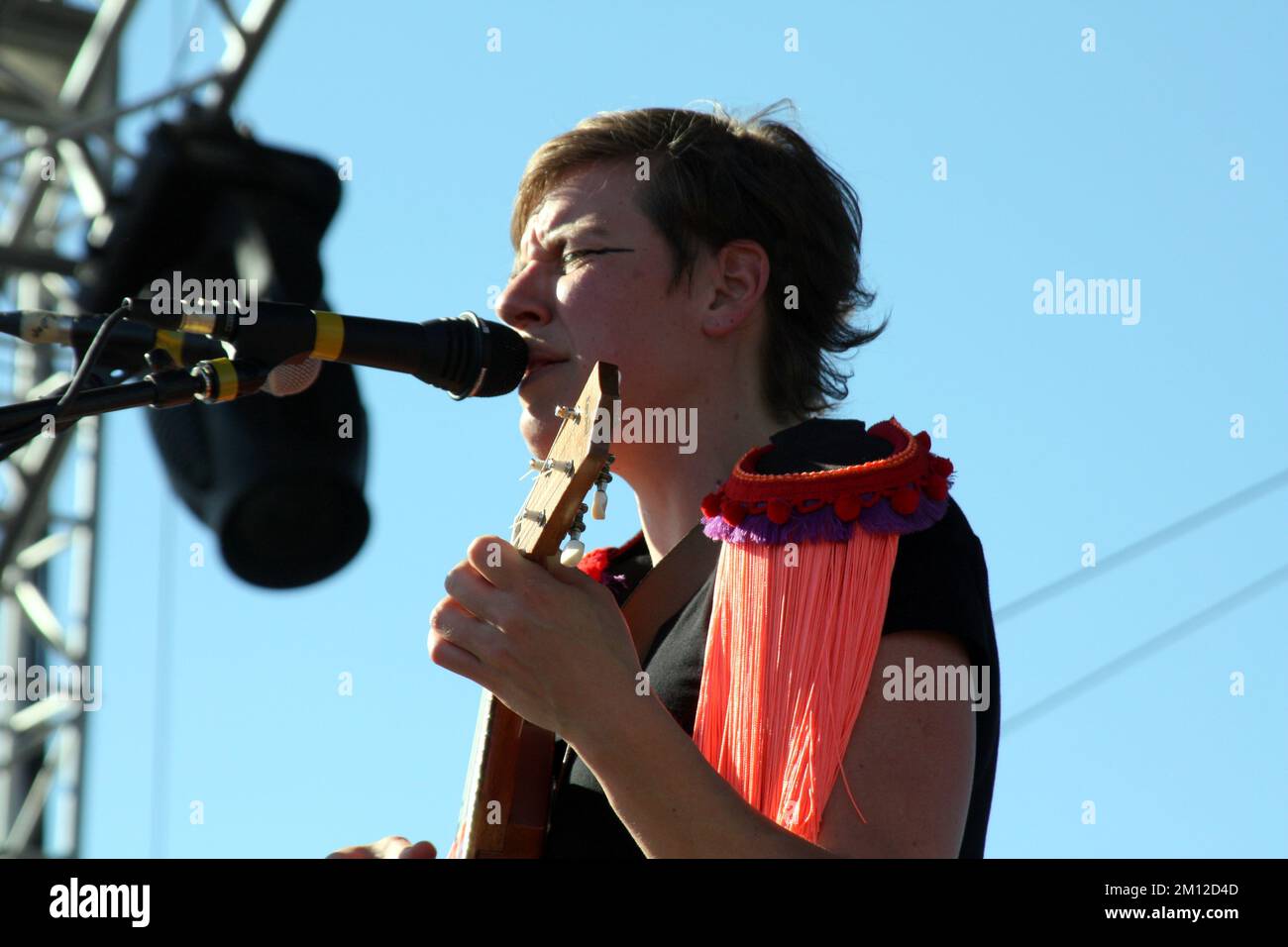 Nate brenner tune yards immagini e fotografie stock ad alta risoluzione ...