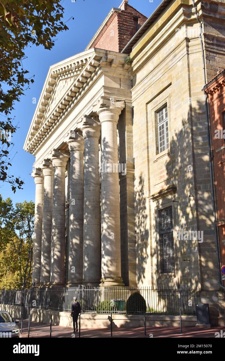Spazio centrale su largo immagini e fotografie stock ad alta ...
