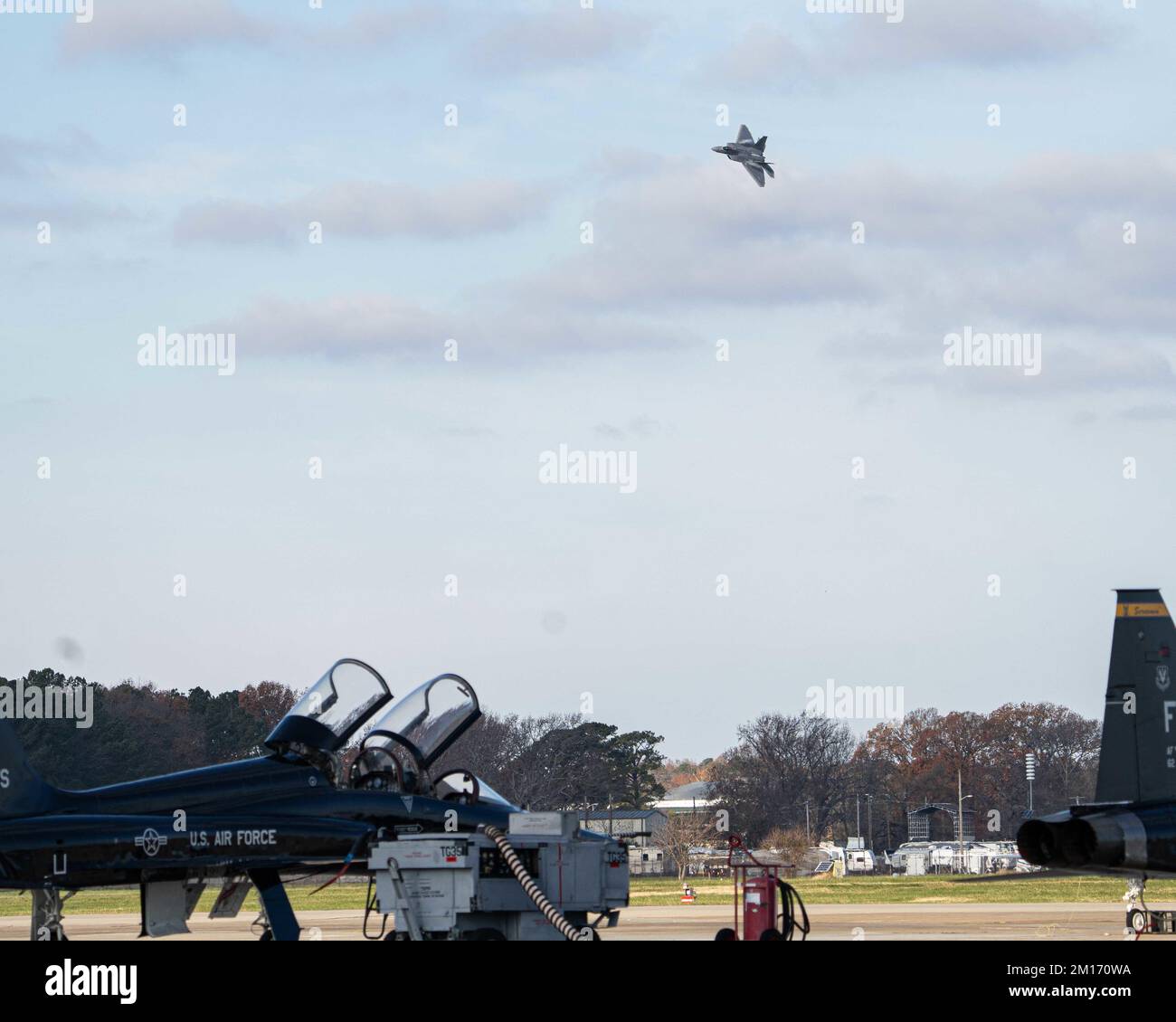 STATI UNITI Samuel “Razz” Larson, F-22 Raptor Demonstration Comandante ...