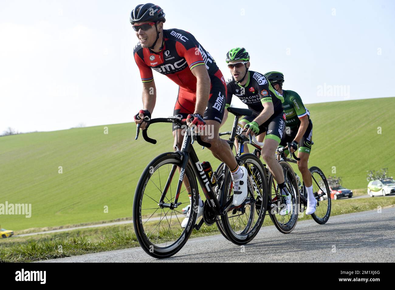Il belga Philippe Gilbert del BMC Racing Team, il francese Florian ...