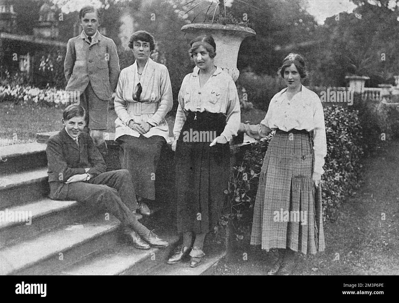 Elinor hamilton immagini e fotografie stock ad alta risoluzione - Alamy