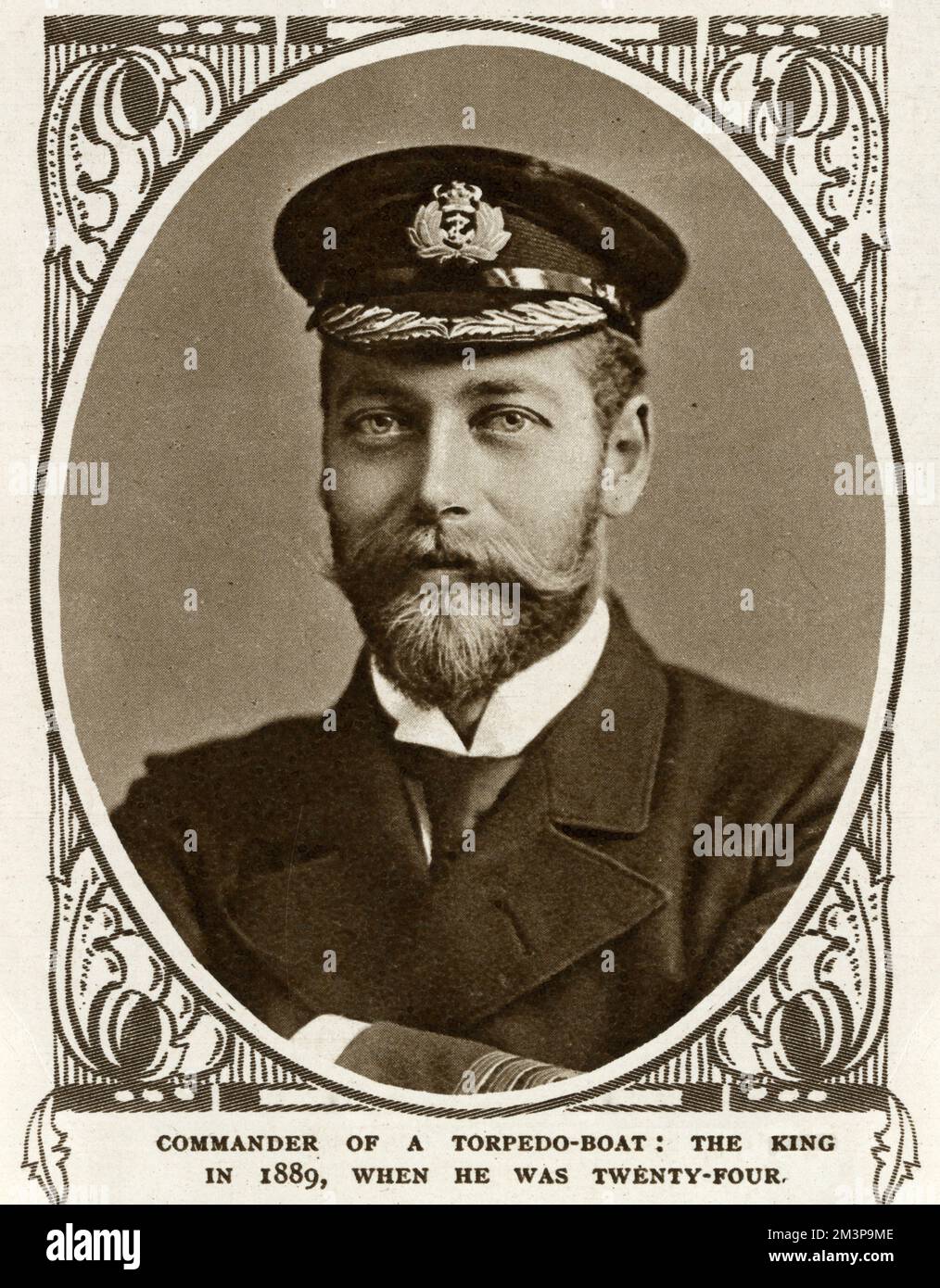 Uniforme da marina immagini e fotografie stock ad alta risoluzione - Alamy