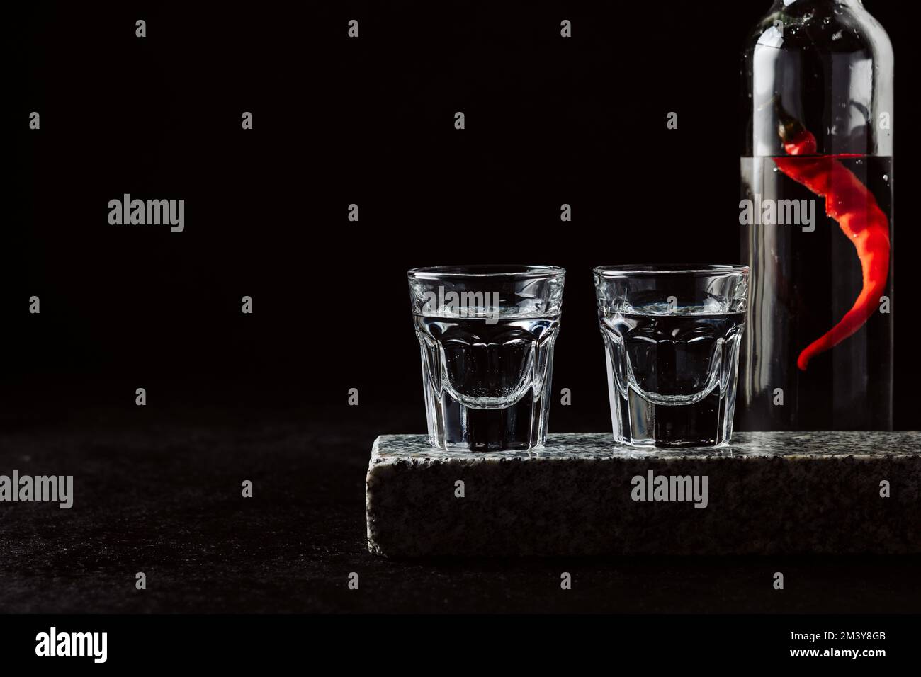 Vodka forte immagini e fotografie stock ad alta risoluzione - Alamy