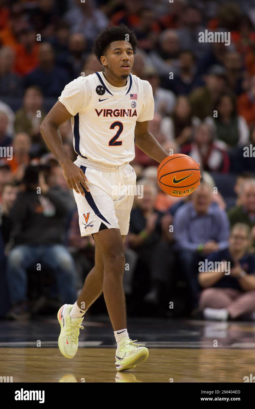 17 dicembre 2022: La guardia dei Cavalieri della Virginia Reece Beekman ...