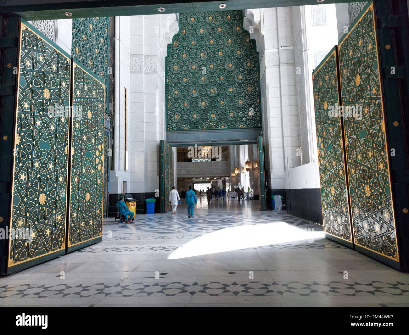 Mosque interior mecca immagini e fotografie stock ad alta risoluzione ...