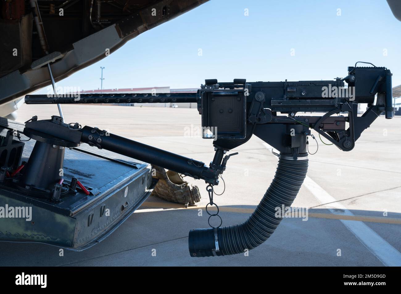 CV-22 i piloti Osprey conducono un'esposizione statica alla base dell ...
