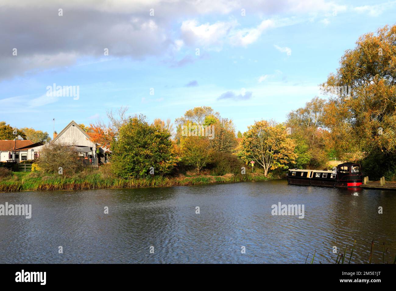 Boathouse pub peterborough immagini e fotografie stock ad alta ...