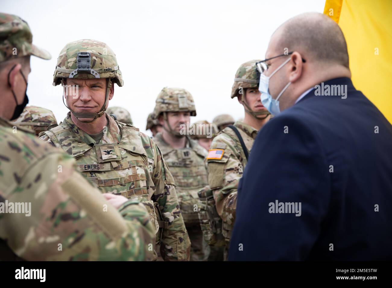 Il col. Joseph Ewers, comandante reggimento, 2nd reggimento di ...