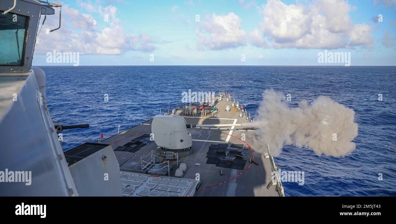 MARE DELLE FILIPPINE (20 marzo 2022) il cacciatorpediniere missilistico ...