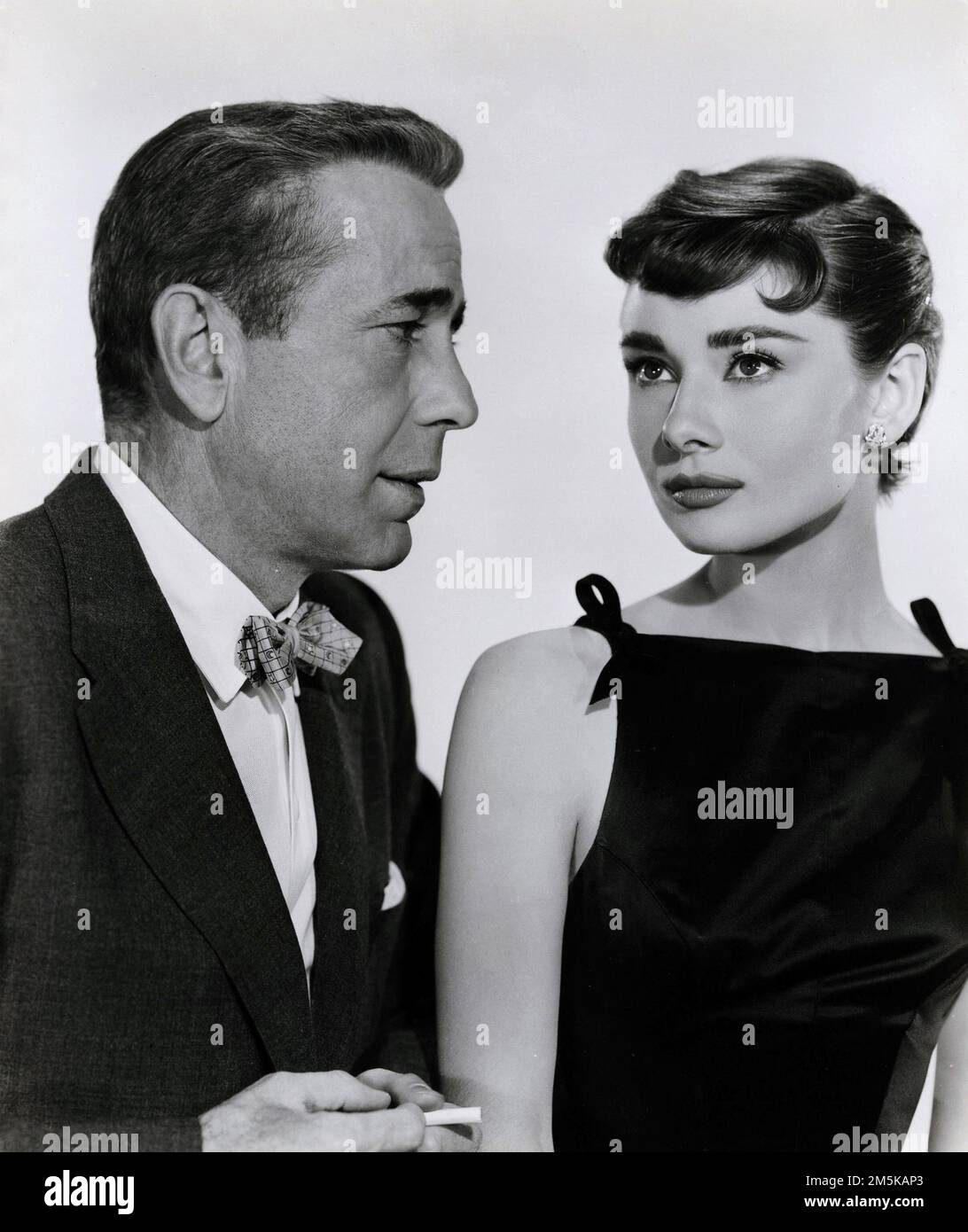 Humphrey bogart sabrina 1954 immagini e fotografie stock ad alta risoluzione - Alamy