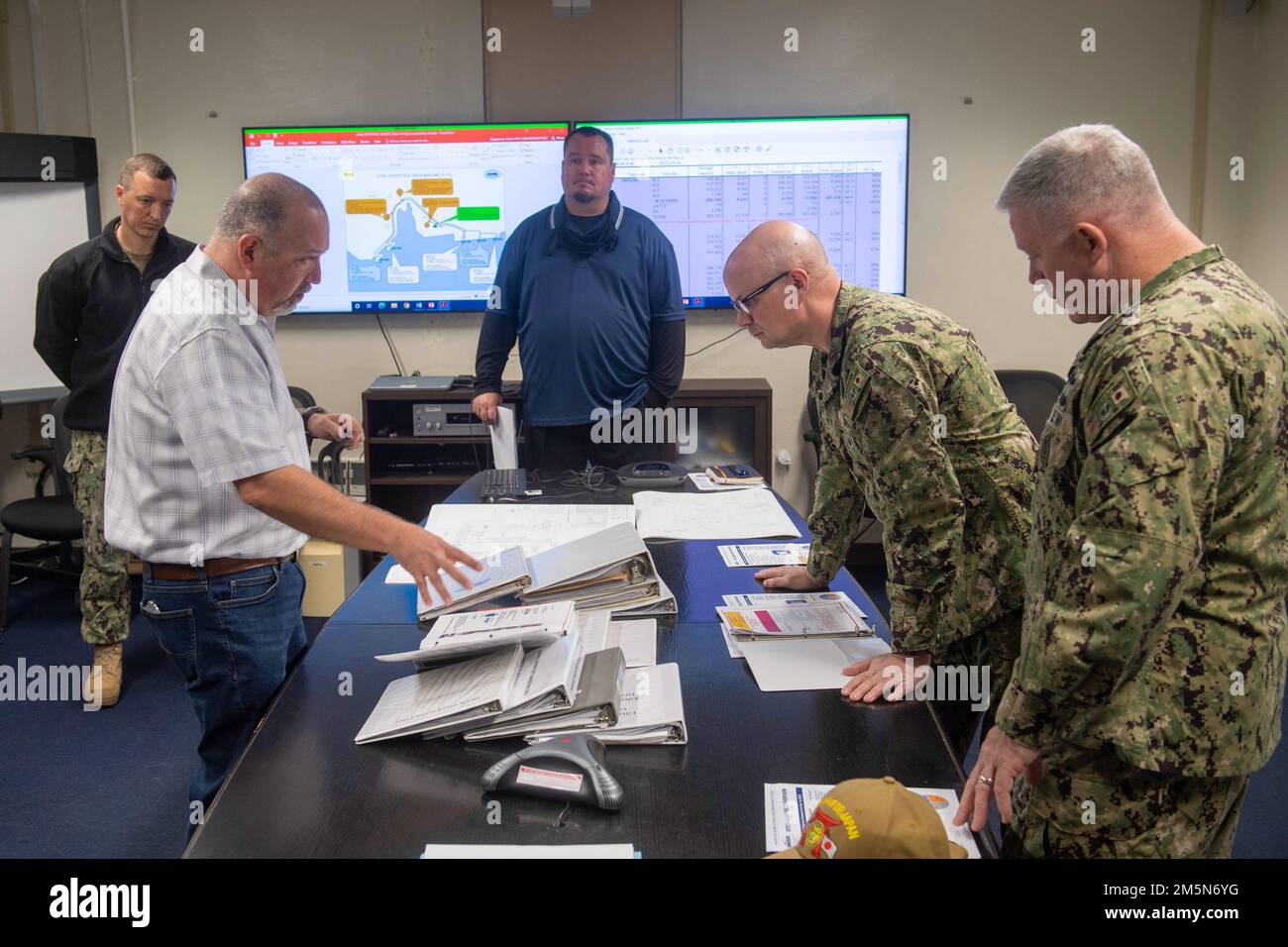 Navsup flc yokosuka sito sasebo immagini e fotografie stock ad alta ...