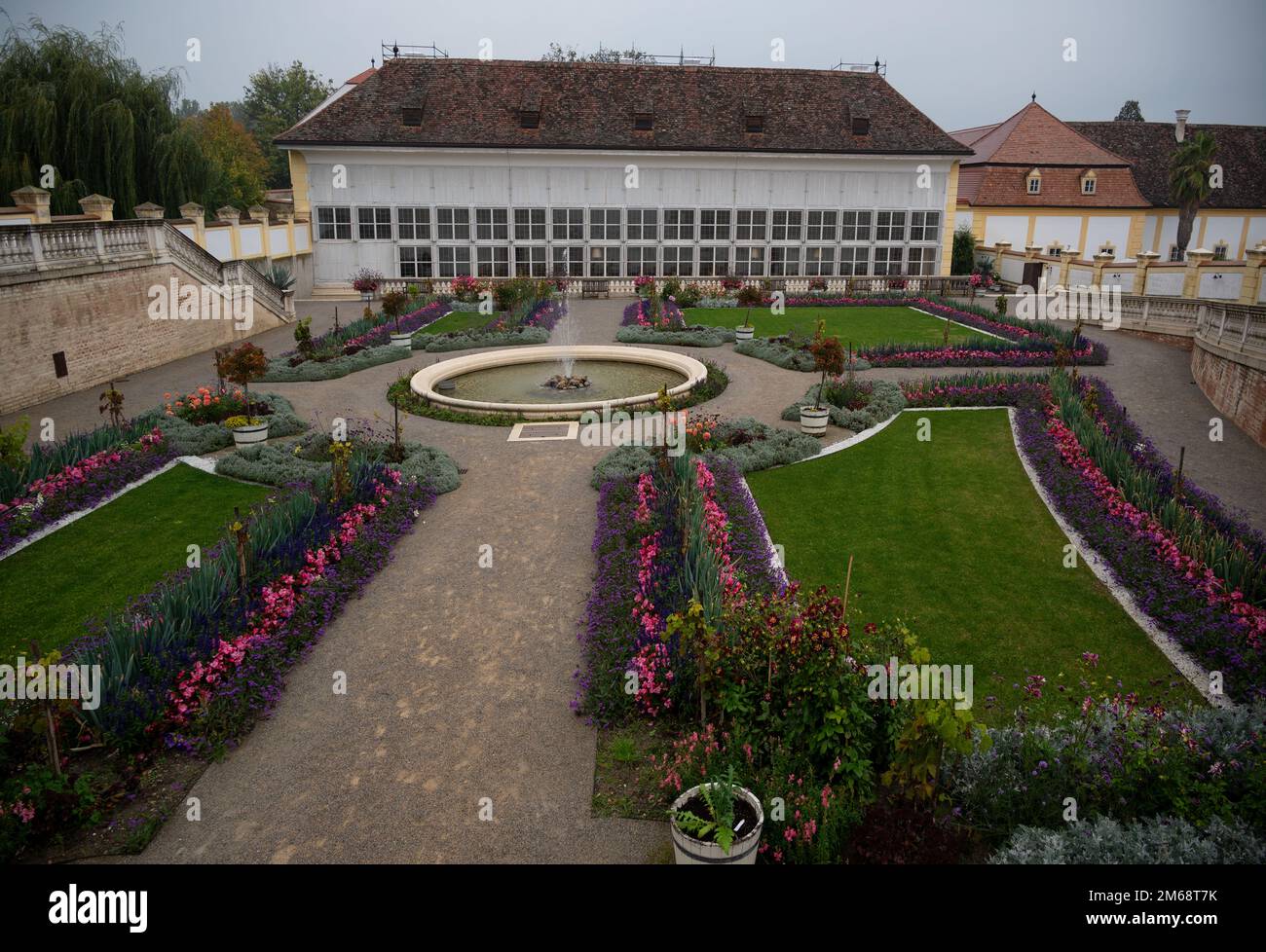 Tenuta dello schloss hof immagini e fotografie stock ad alta ...