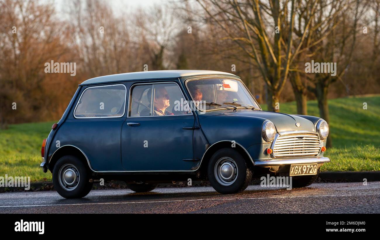 Macchina mini morris immagini e fotografie stock ad alta risoluzione - Alamy