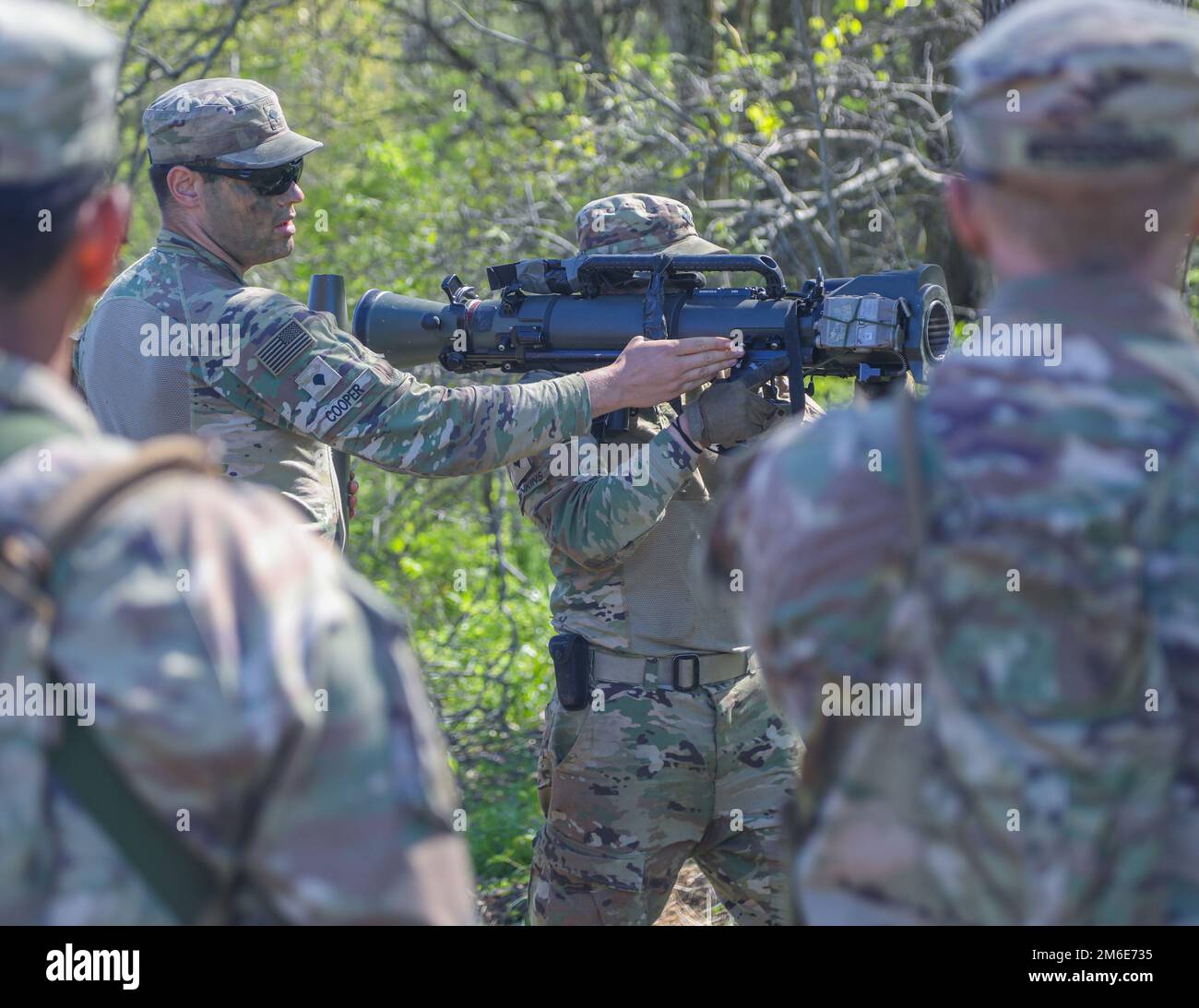 SPC. Brett Cooper, un nativo di Valparaiso, Indiana e fantino con 2nd ...