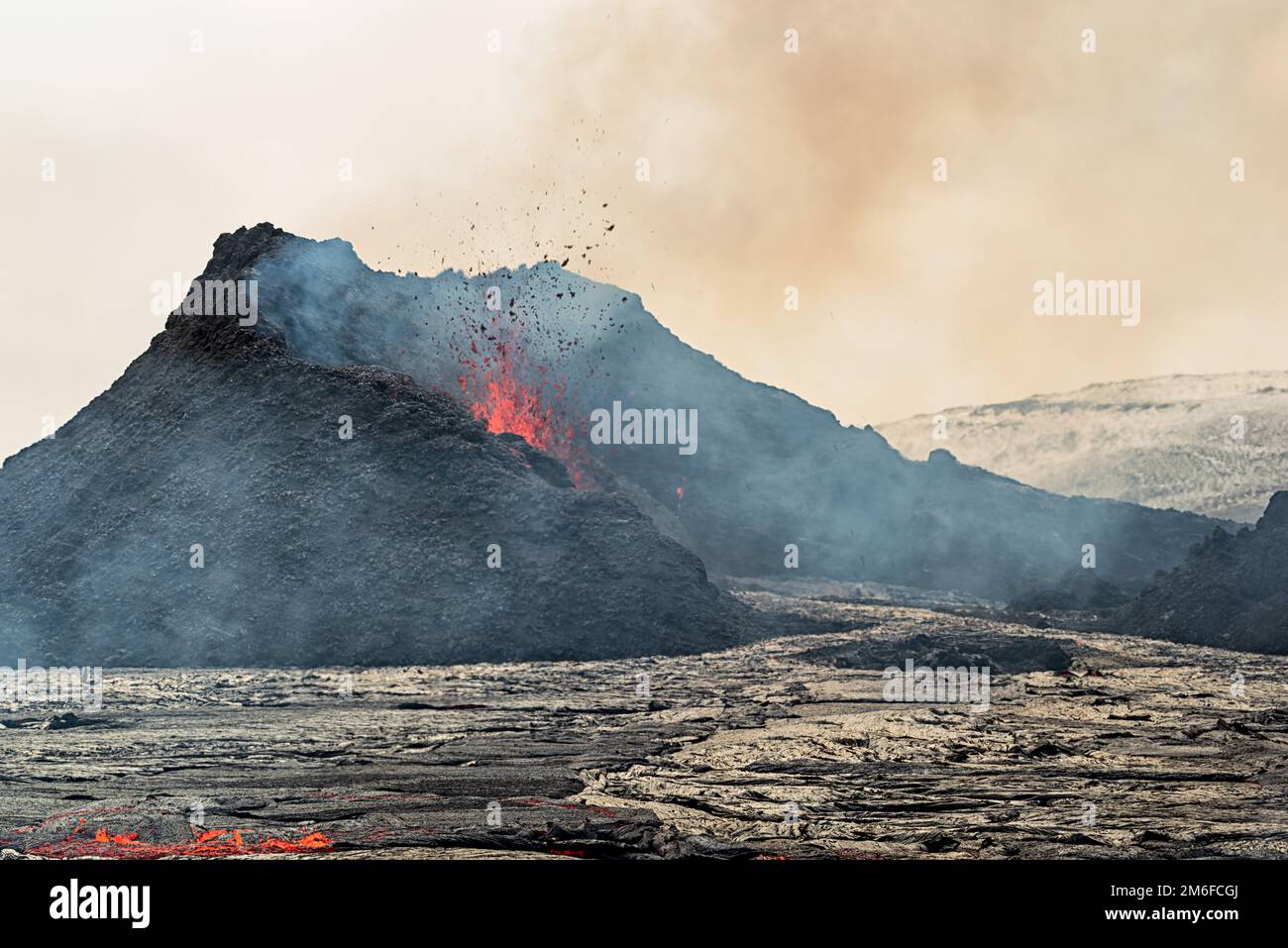Islanda eruzione vulcanica immagini e fotografie stock ad alta ...