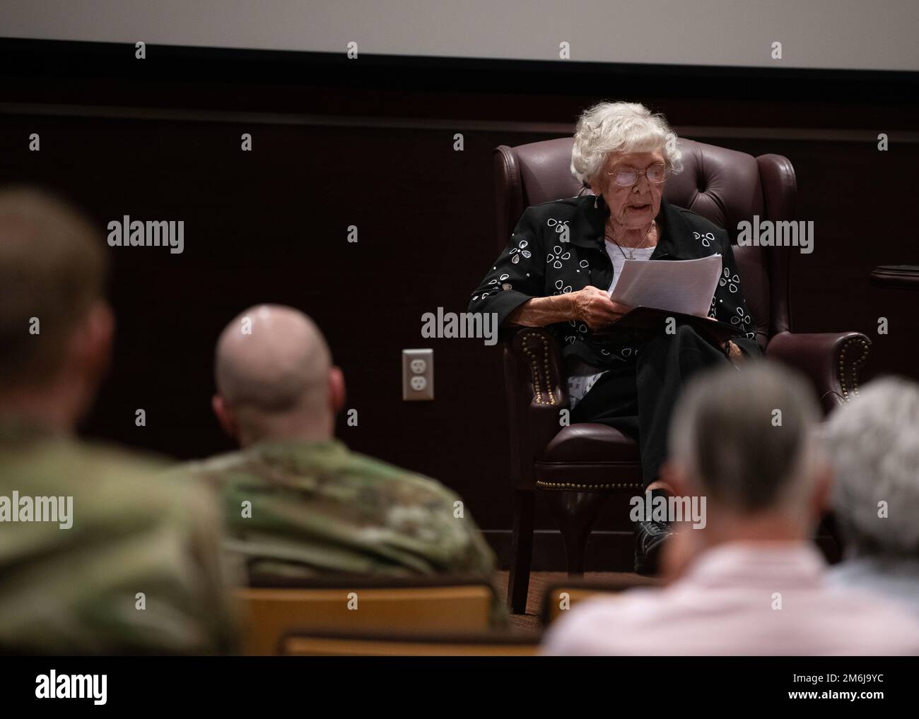 Chris Cropps, volontario della cappella dell'ala dei combattenti 56th ...