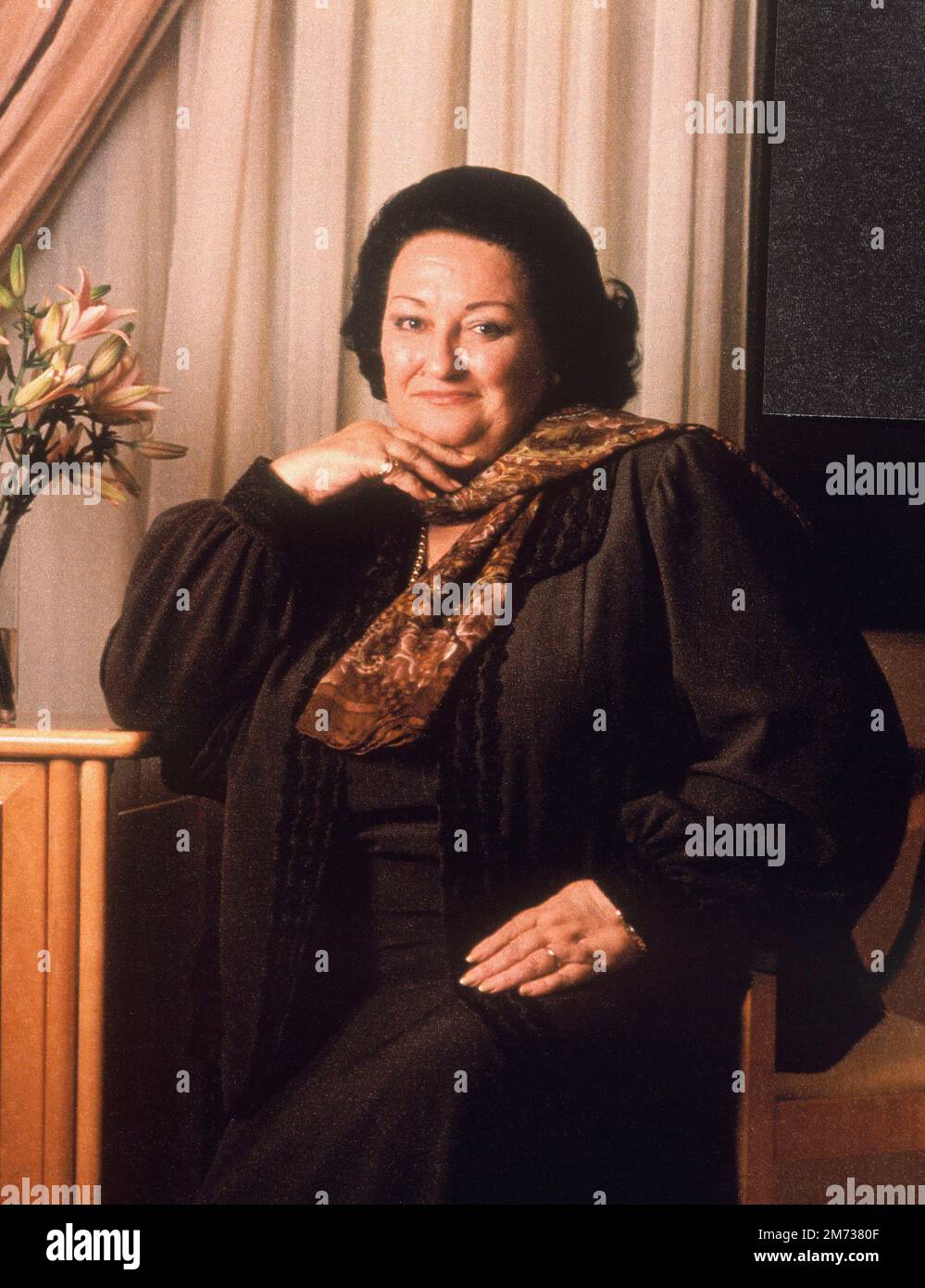 With opera singer montserrat caballe immagini e fotografie stock ad ...