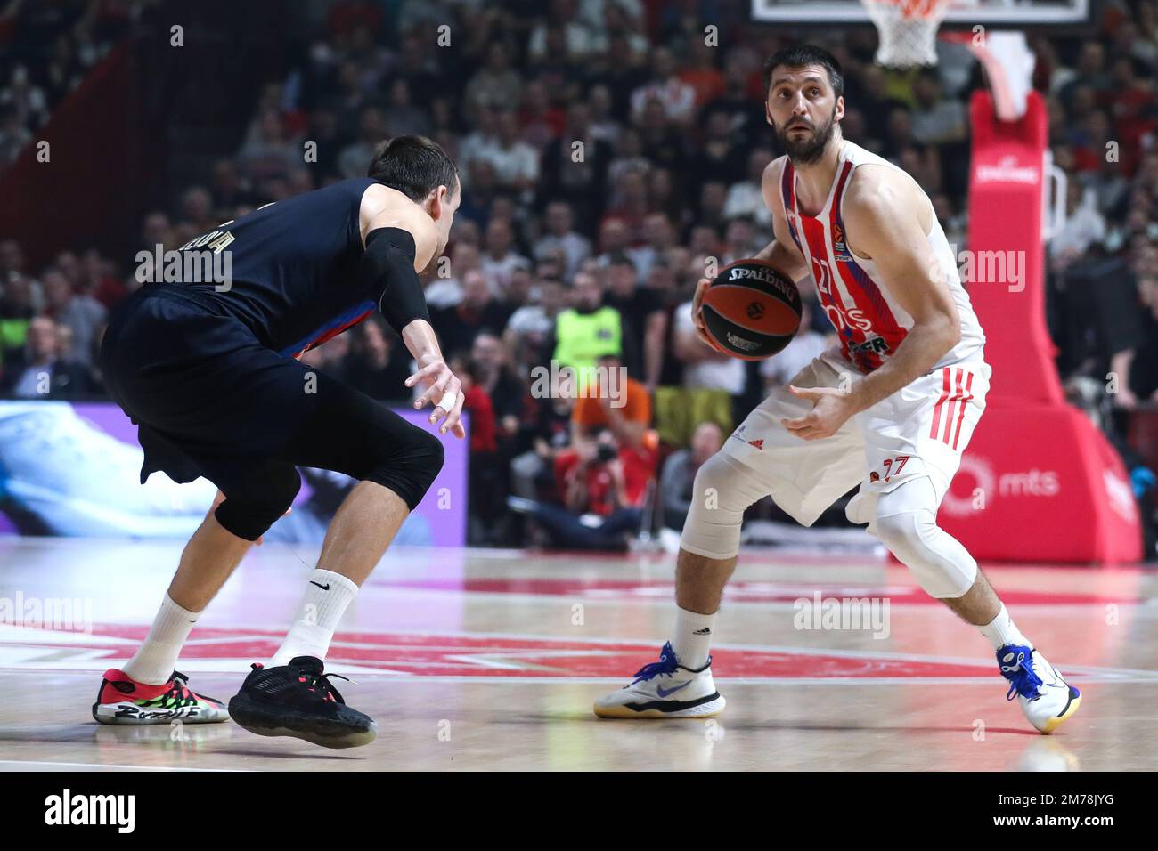 Belgrado, Serbia, 30 dicembre 2022. Stefan Markovic di Crvena Zvezda ...