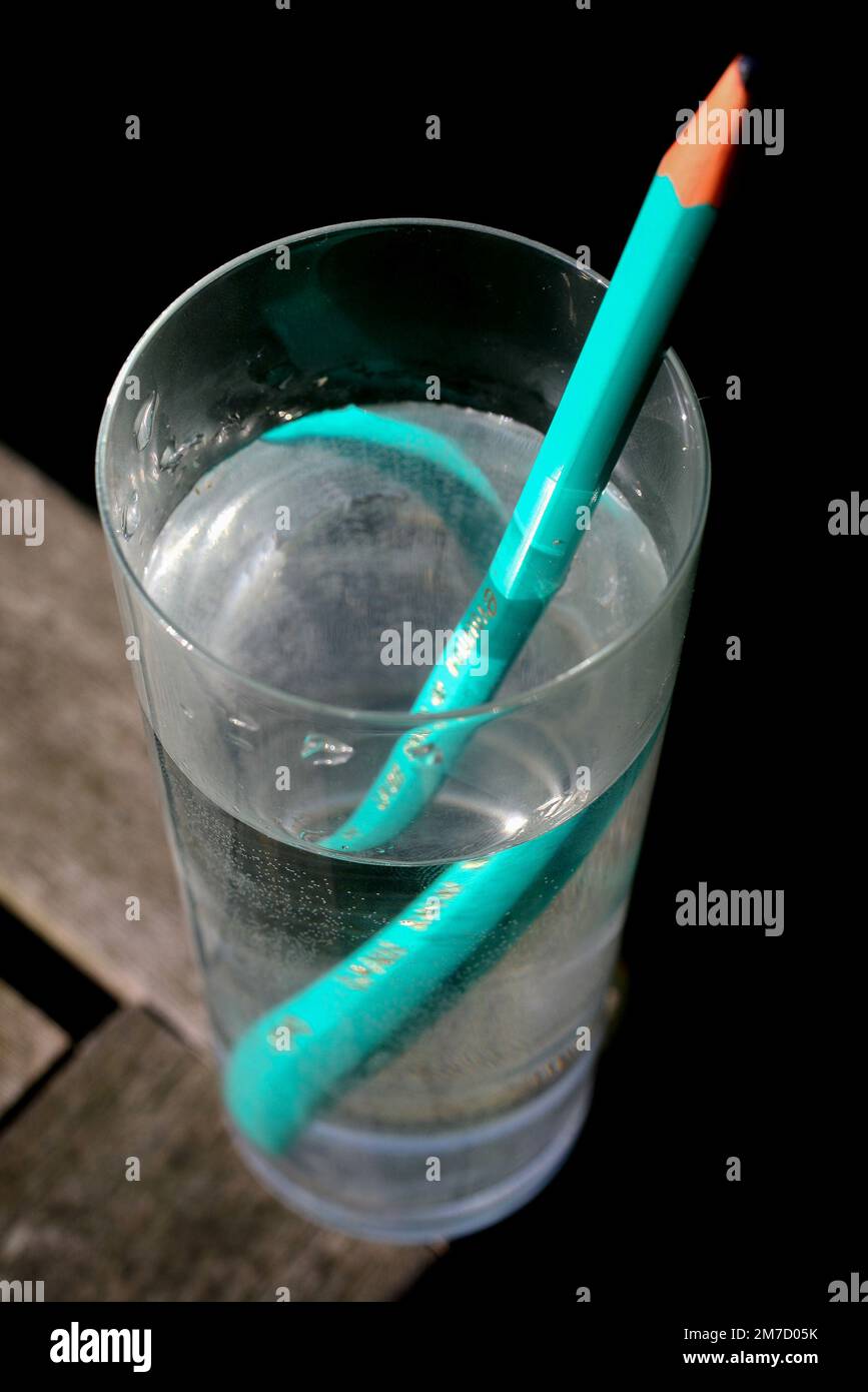 Snells law immagini e fotografie stock ad alta risoluzione - Alamy