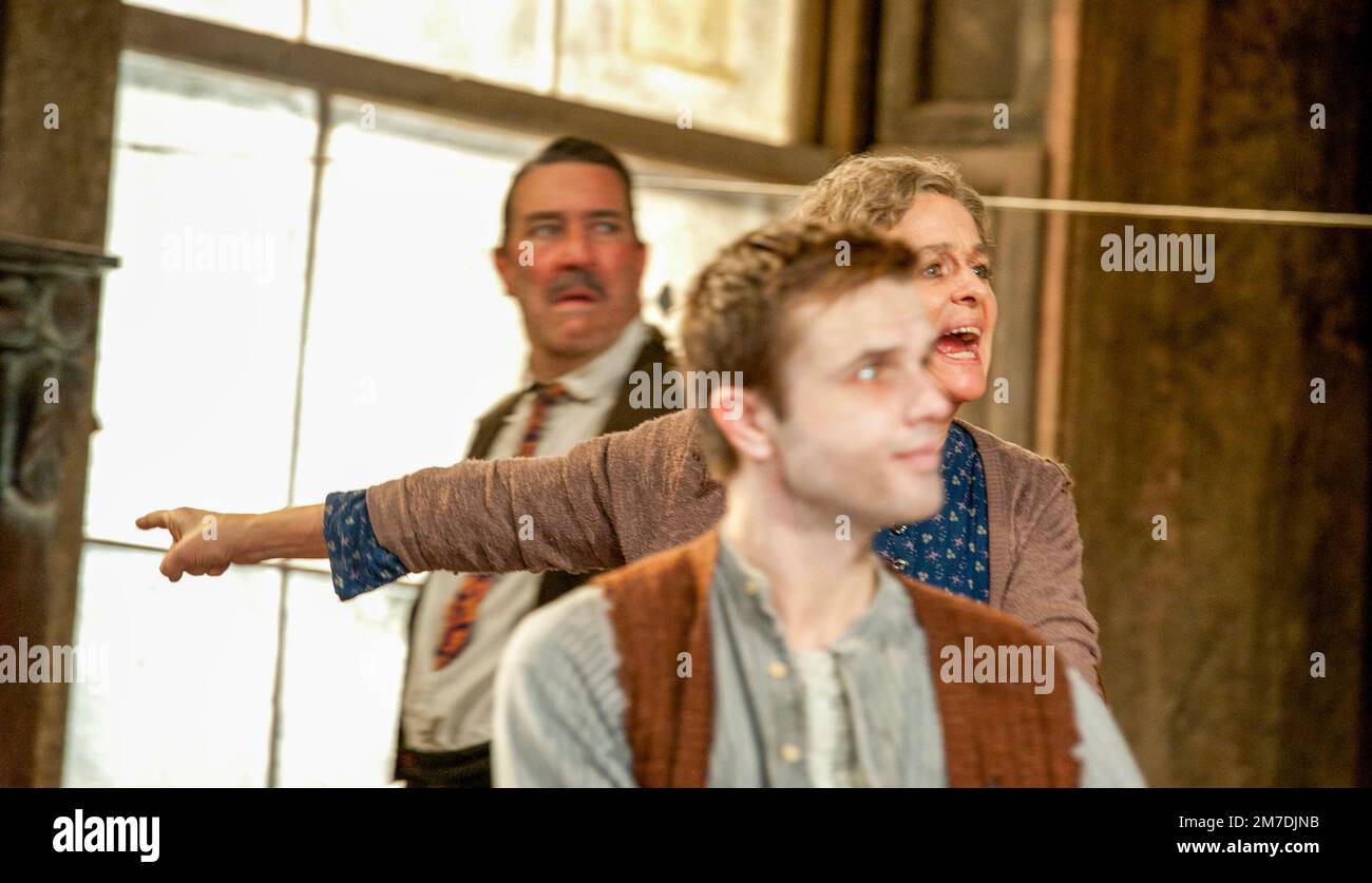 l-r: Ciaran Hinds (Captain Jack Boyle), Ronan Raftery (Johnny Boyle ...