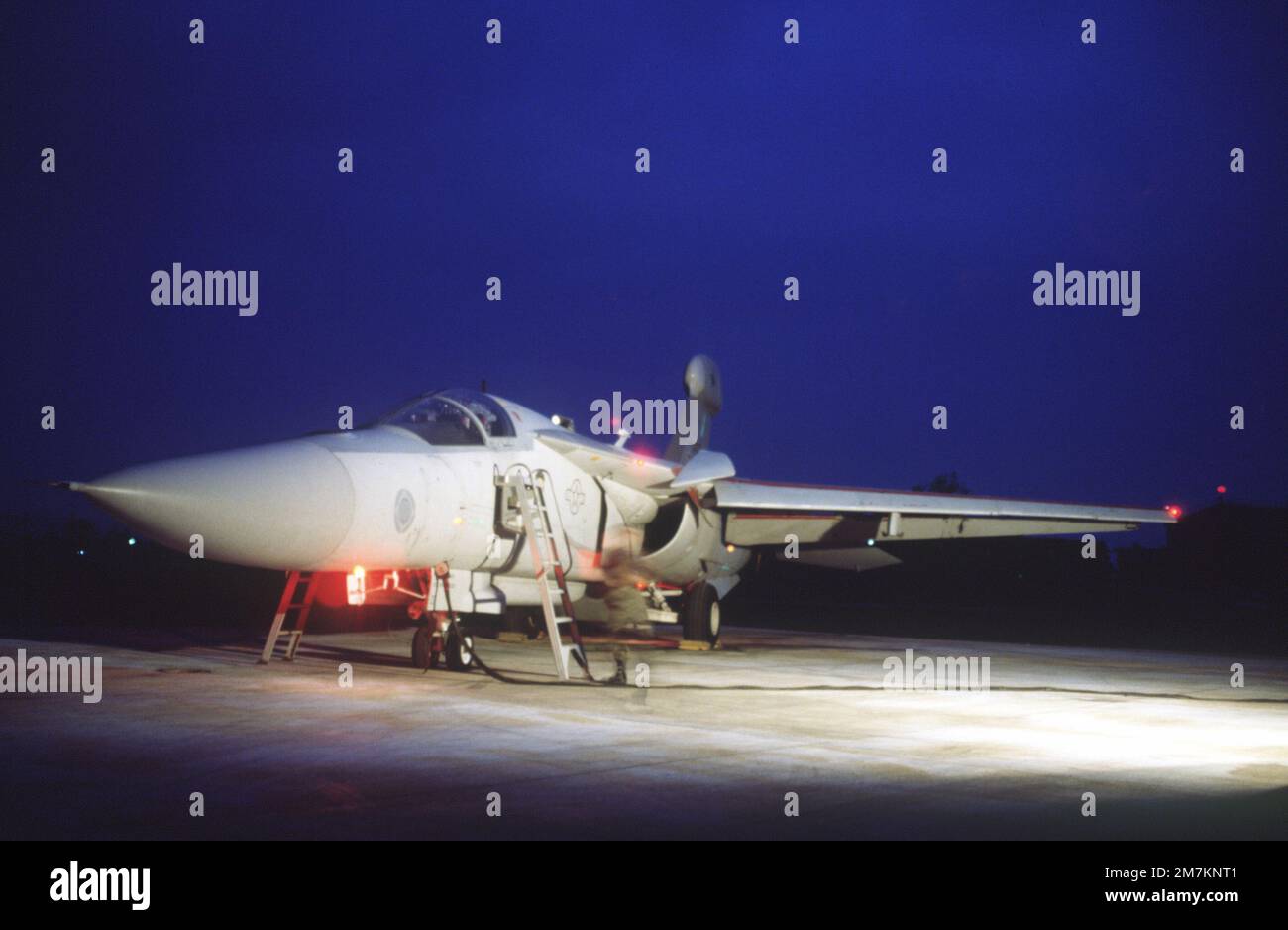 NEGLI STATI UNITI Air Force EF-111 Raven schierato ad Aviano Air base ...