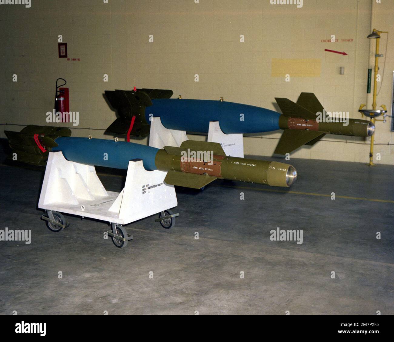 Bombe gbu 24 paveway iii immagini e fotografie stock ad alta risoluzione - Alamy