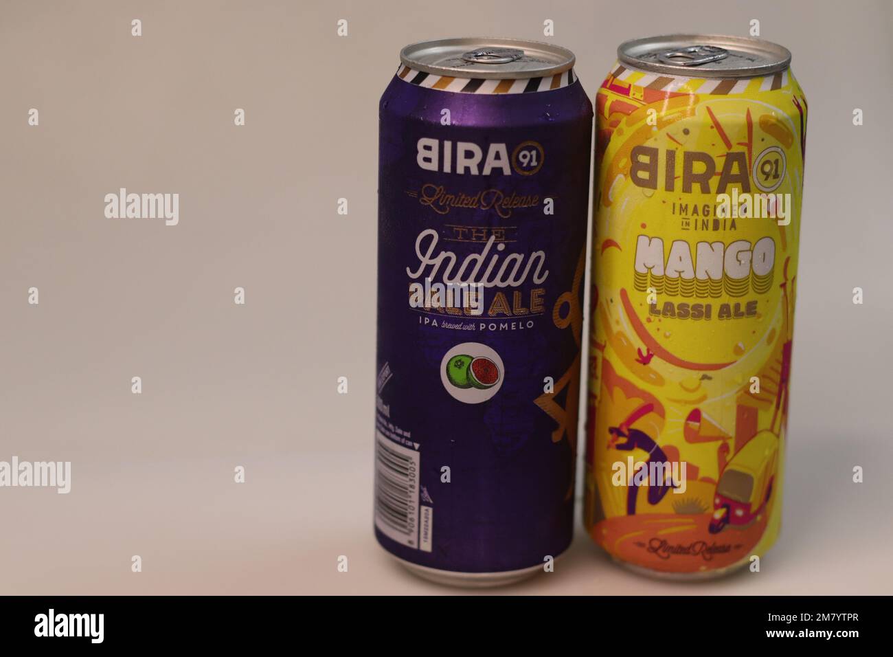 Mumbai, India, gennaio 10 2023: Due versioni limitate lanciate da Bira ...
